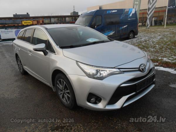 Pelēks Toyota Avensis 2016 Viljandi, ar dzinēja tilpumu 1.60 L un nobraukumu 197 tūkst. km par 8990 €, foto 3 vietnē AUTOMOTO.COM.LV