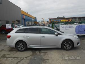 Grey Toyota Avensis 2016 in Viljandi, with an engine capacity of 1.60 L and mileage of 197 thousand km for 8890 €, photo 16 on AUTOMOTO.COM.LV
