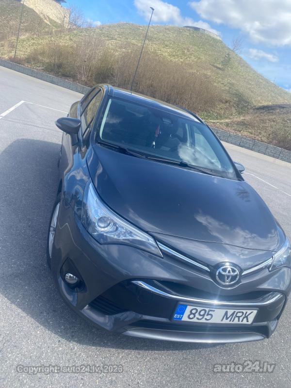 Grey Toyota Avensis 2016 in Tallinn, with an engine capacity of 1.60 L and mileage of 191 thousand km for 9500 €, photo 4 on AUTOMOTO.COM.LV
