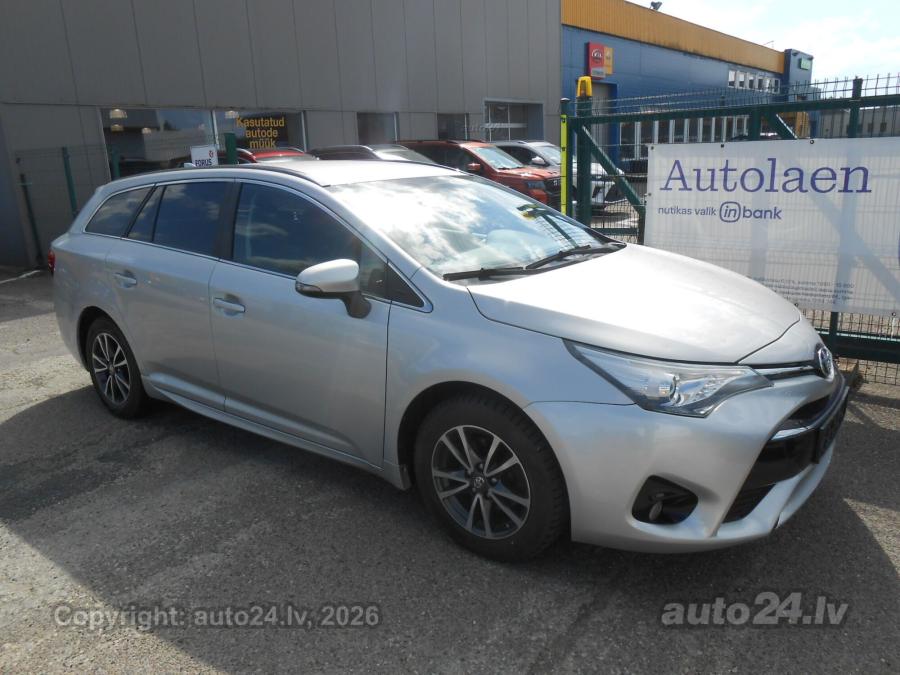 Pelēks Toyota Avensis 2016 Viljandi, ar dzinēja tilpumu 1.60 L un nobraukumu 197 tūkst. km par 8890 €, foto 18 vietnē AUTOMOTO.COM.LV