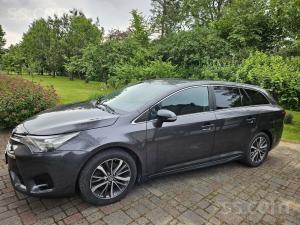 Серый Тойота Авенсис 2016 в Рига, объемом двигателя 2.00 л и пробегом 289 тыс. км за 8680 €, фото  на AUTOMOTO.COM.LV