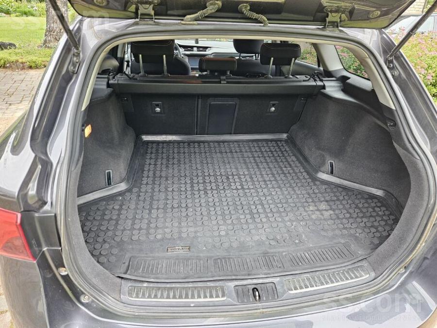 Pelēks Toyota Avensis 2016 Rīga, ar dzinēja tilpumu 2.00 L un nobraukumu 289 tūkst. km par 8680 €, foto 8 vietnē AUTOMOTO.COM.LV