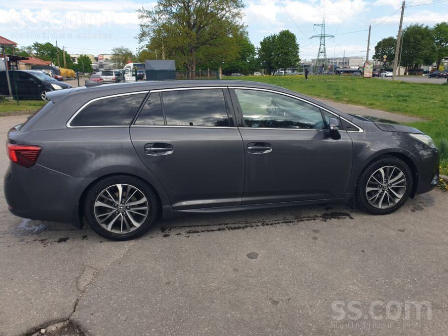 Pelēks Toyota Avensis 2016 Rīga, ar dzinēja tilpumu 2.00 L un nobraukumu 306 tūkst. km par 8200 €, foto 3 vietnē AUTOMOTO.COM.LV