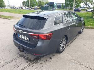 Pelēks Toyota Avensis 2016 Rīga, ar dzinēja tilpumu 2.00 L un nobraukumu 306 tūkst. km par 8200 €, foto 4 vietnē AUTOMOTO.COM.LV