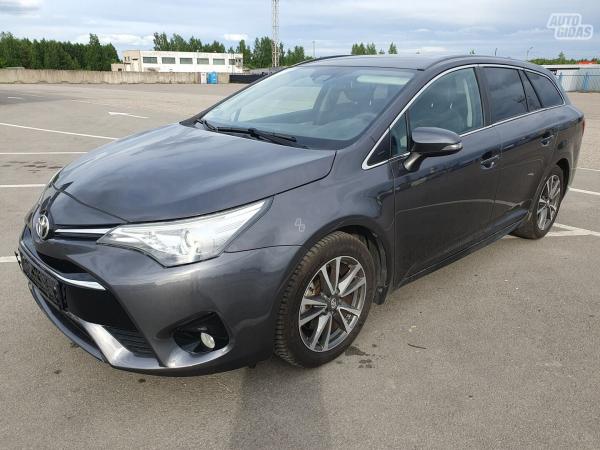 Grey Toyota Avensis 2016 in Panevezys, with an engine capacity of 2.00 L and mileage of 181 thousand km for 7900 €, photo 1 on AUTOMOTO.COM.LV