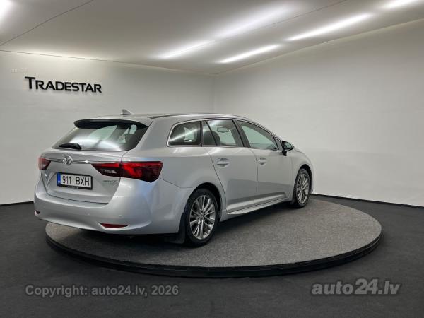 Pelēks Toyota Avensis 2016 Pērnava, ar dzinēja tilpumu 1.60 L un nobraukumu 260 tūkst. km par 8490 €, foto 5 vietnē AUTOMOTO.COM.LV