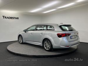 Pelēks Toyota Avensis 2016 Pērnava, ar dzinēja tilpumu 1.60 L un nobraukumu 260 tūkst. km par 8490 €, foto 8 vietnē AUTOMOTO.COM.LV