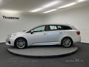 Pelēks Toyota Avensis 2016 Pērnava, ar dzinēja tilpumu 1.60 L un nobraukumu 260 tūkst. km par 8490 €, foto 9 vietnē AUTOMOTO.COM.LV