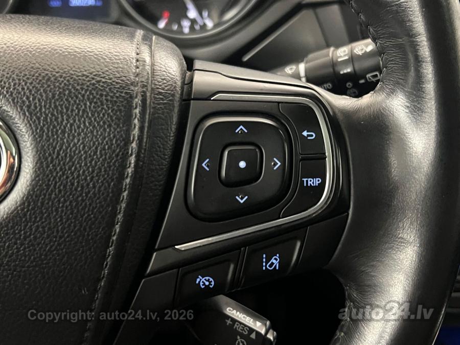 Pelēks Toyota Avensis 2016 Pērnava, ar dzinēja tilpumu 1.60 L un nobraukumu 260 tūkst. km par 8490 €, foto 20 vietnē AUTOMOTO.COM.LV