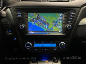 Pelēks Toyota Avensis 2016 Pērnava, ar dzinēja tilpumu 1.60 L un nobraukumu 260 tūkst. km par 8490 €, foto 21 vietnē AUTOMOTO.COM.LV