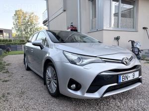Grey Toyota Avensis 2016 in Riga, with an engine capacity of 2.00 L and mileage of 150 thousand km for 9200 €, photo 3 on AUTOMOTO.COM.LV
