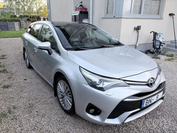 Pelēks Toyota Avensis 2016 Rīga, ar dzinēja tilpumu 2.00 L un nobraukumu 150 tūkst. km par 9200 €, foto 4 vietnē AUTOMOTO.COM.LV