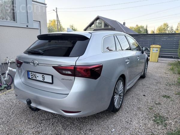 Pelēks Toyota Avensis 2016 Rīga, ar dzinēja tilpumu 2.00 L un nobraukumu 150 tūkst. km par 9200 €, foto 5 vietnē AUTOMOTO.COM.LV