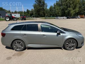 Серый Тойота Авенсис 2016 в Елгава, объемом двигателя 2.00 л и пробегом 412 тыс. км за 2420 €, фото 4 на AUTOMOTO.COM.LV