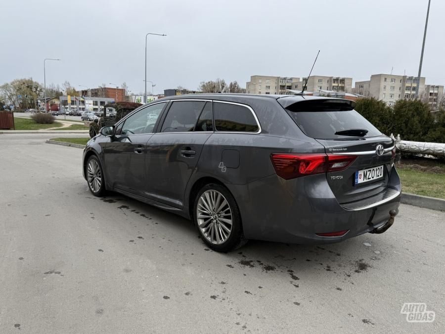 Серый Тойота Авенсис 2016 в Каунас, объемом двигателя 1.60 л и пробегом 326 тыс. км за 6400 €, фото 4 на AUTOMOTO.COM.LV