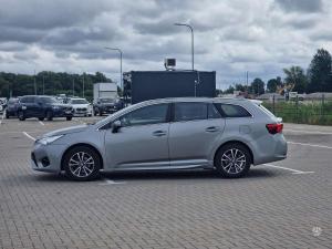 Серый Тойота Авенсис 2016 в Таураге, объемом двигателя 1.60 л и пробегом 227 тыс. км за 6500 €, фото 3 на AUTOMOTO.COM.LV