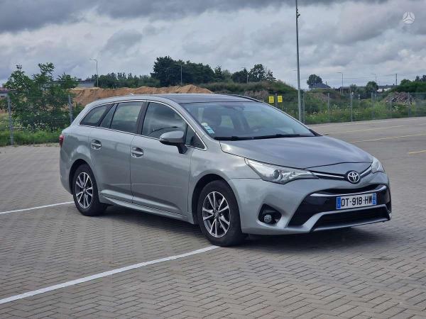 Серый Тойота Авенсис 2016 в Таураге, объемом двигателя 1.60 л и пробегом 227 тыс. км за 6500 €, фото 7 на AUTOMOTO.COM.LV