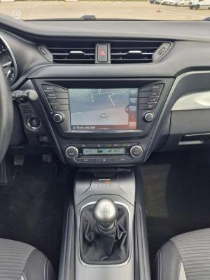 Серый Тойота Авенсис 2016 в Таураге, объемом двигателя 1.60 л и пробегом 227 тыс. км за 6500 €, фото 18 на AUTOMOTO.COM.LV