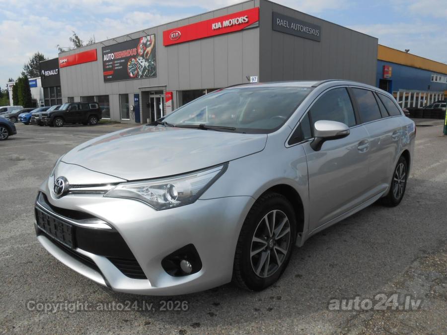 Grey Toyota Avensis 2016 in Viljandi, with an engine capacity of 1.60 L and mileage of 197 thousand km for 8490 €, photo 1 on AUTOMOTO.COM.LV