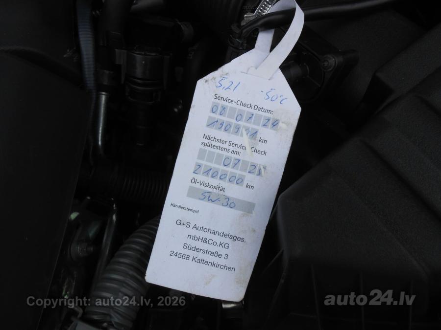 Grey Toyota Avensis 2016 in Viljandi, with an engine capacity of 1.60 L and mileage of 197 thousand km for 8490 €, photo 13 on AUTOMOTO.COM.LV