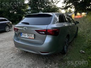 Pelēks Toyota Avensis 2016 Rīga, ar dzinēja tilpumu 2.00 L un nobraukumu 411 tūkst. km par 3400 €, foto 4 vietnē AUTOMOTO.COM.LV