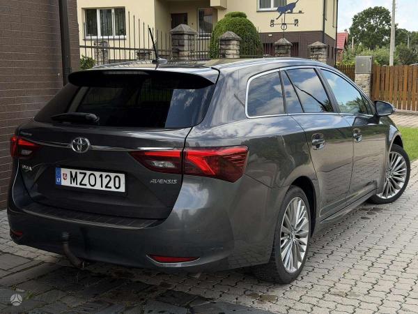 Pelēks Toyota Avensis 2016 Alīta, ar dzinēja tilpumu 1.60 L un nobraukumu 327 tūkst. km par 7950 €, foto 7 vietnē AUTOMOTO.COM.LV