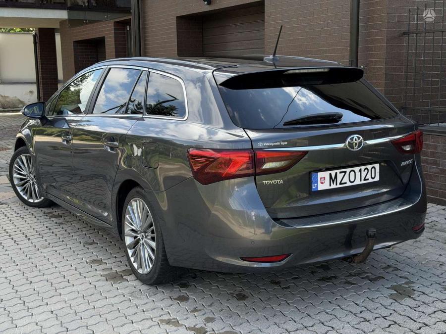 Серый Тойота Авенсис 2016 в Алитус, объемом двигателя 1.60 л и пробегом 327 тыс. км за 7950 €, фото 15 на AUTOMOTO.COM.LV