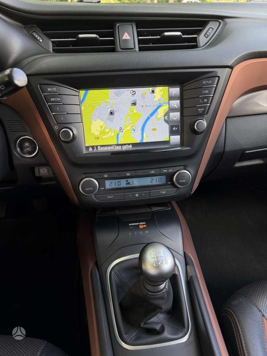 Серый Тойота Авенсис 2016 в Алитус, объемом двигателя 1.60 л и пробегом 327 тыс. км за 7950 €, фото 31 на AUTOMOTO.COM.LV