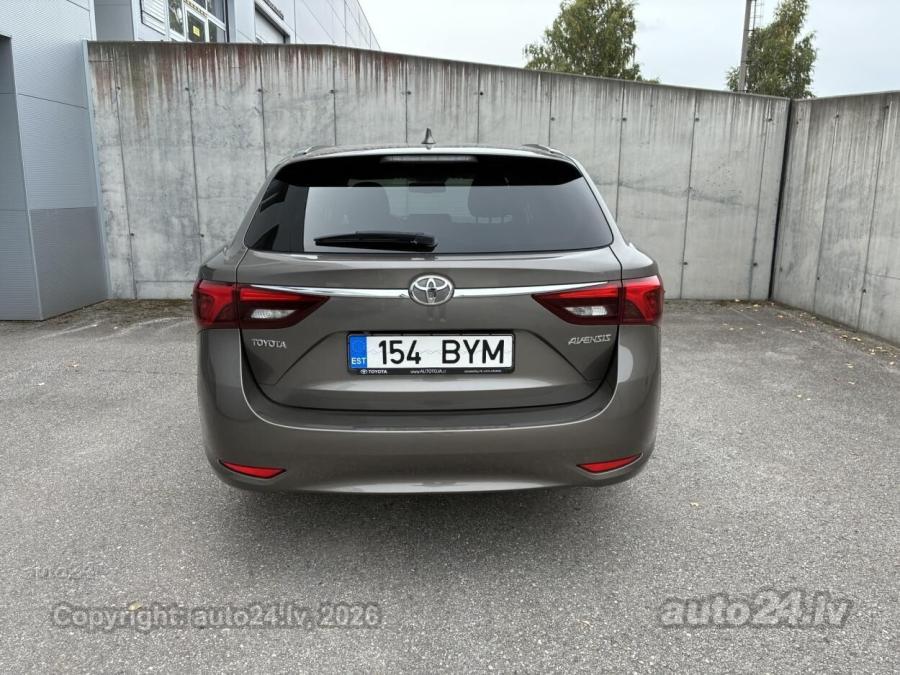 Серый Тойота Авенсис 2016 в Тарту, объемом двигателя 1.80 л и пробегом 209 тыс. км за 9900 €, фото 5 на AUTOMOTO.COM.LV