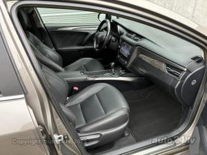 Серый Тойота Авенсис 2016 в Тарту, объемом двигателя 1.80 л и пробегом 209 тыс. км за 9900 €, фото 8 на AUTOMOTO.COM.LV