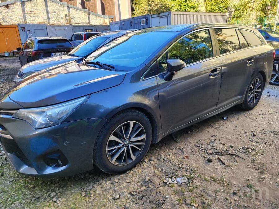 Серый Тойота Авенсис 2016 в Рига, объемом двигателя 2.00 л и пробегом 225 тыс. км за 6700 €, фото 1 на AUTOMOTO.COM.LV