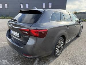 Pelēks Toyota Avensis 2016 Viļņa, ar dzinēja tilpumu 1.80 L un nobraukumu 201 tūkst. km par 10750 €, foto 5 vietnē AUTOMOTO.COM.LV