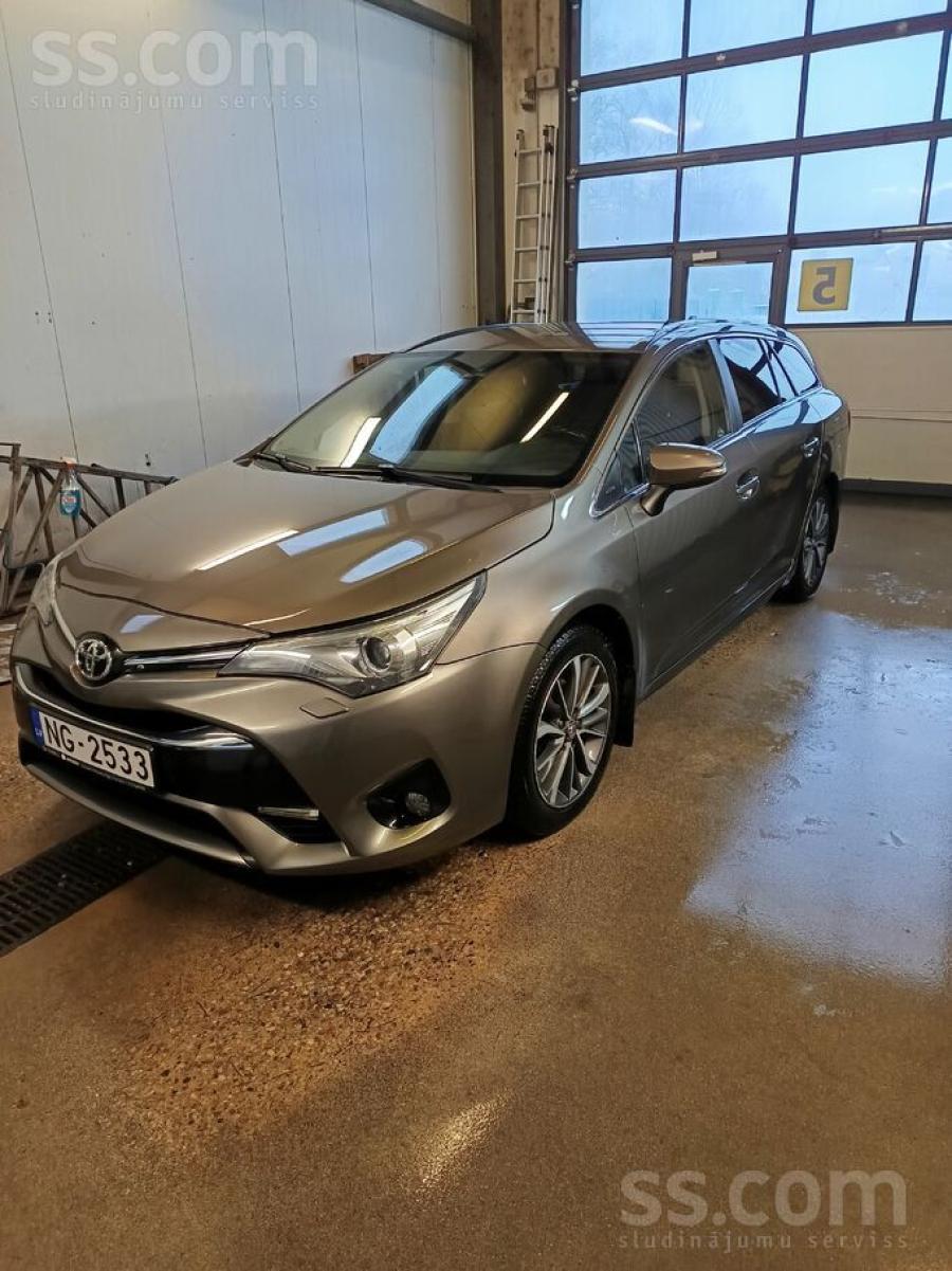 Pelēks Toyota Avensis 2017 Rīga, ar dzinēja tilpumu 1.80 L un nobraukumu 0 tūkst. km par 11000 €, foto 4 vietnē AUTOMOTO.COM.LV