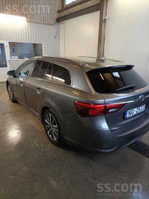 Pelēks Toyota Avensis 2017 Rīga, ar dzinēja tilpumu 1.80 L un nobraukumu 0 tūkst. km par 11000 €, foto 6 vietnē AUTOMOTO.COM.LV