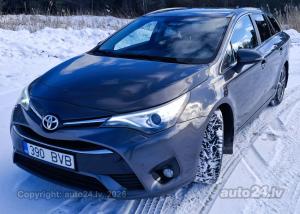 Grey Toyota Avensis 2017 in Kuressaare, with an engine capacity of 1.80 L and mileage of 194 thousand km for 12500 €, photo  on AUTOMOTO.COM.LV