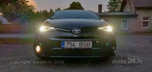 Grey Toyota Avensis 2017 in Tallinn, with an engine capacity of 1.80 L and mileage of 176 thousand km for 12900 €, photo  on AUTOMOTO.COM.LV