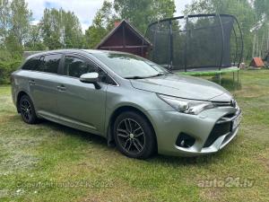 Pelēks Toyota Avensis 2017 Tallina, ar dzinēja tilpumu 1.80 L un nobraukumu 206 tūkst. km par 10900 €, foto 3 vietnē AUTOMOTO.COM.LV