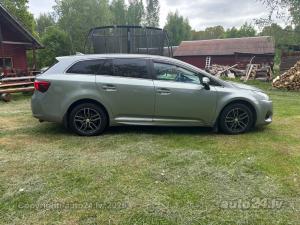Pelēks Toyota Avensis 2017 Tallina, ar dzinēja tilpumu 1.80 L un nobraukumu 206 tūkst. km par 10900 €, foto 4 vietnē AUTOMOTO.COM.LV