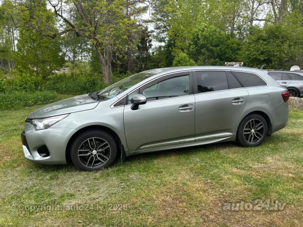 Серый Тойота Авенсис 2017 в Таллин, объемом двигателя 1.80 л и пробегом 206 тыс. км за 10900 €, фото 6 на AUTOMOTO.COM.LV