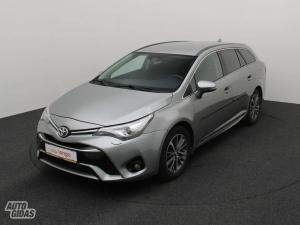 Grey Toyota Avensis 2017 in Vilnius, with an engine capacity of 1.80 L and mileage of 135 thousand km for 13199 €, photo  on AUTOMOTO.COM.LV