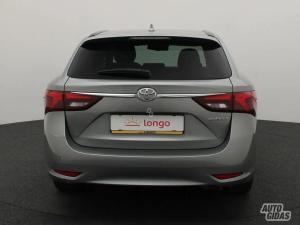 Pelēks Toyota Avensis 2017 Viļņa, ar dzinēja tilpumu 1.80 L un nobraukumu 135 tūkst. km par 13199 €, foto 6 vietnē AUTOMOTO.COM.LV