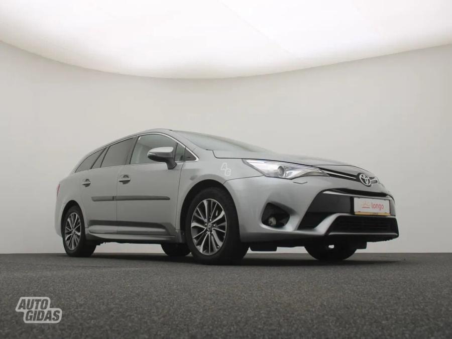 Pelēks Toyota Avensis 2017 Viļņa, ar dzinēja tilpumu 1.80 L un nobraukumu 135 tūkst. km par 13199 €, foto 12 vietnē AUTOMOTO.COM.LV