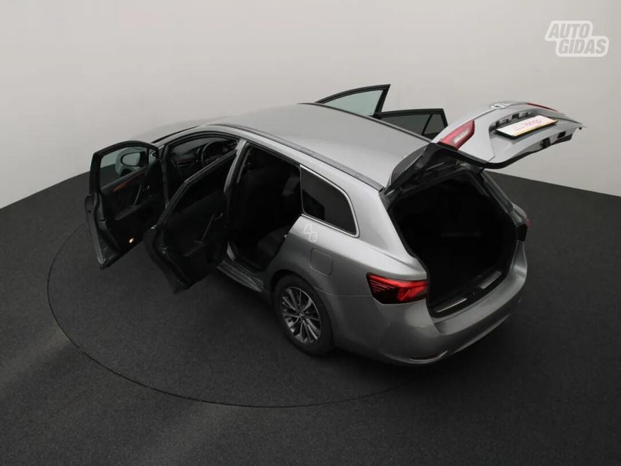 Pelēks Toyota Avensis 2017 Viļņa, ar dzinēja tilpumu 1.80 L un nobraukumu 135 tūkst. km par 13199 €, foto 14 vietnē AUTOMOTO.COM.LV