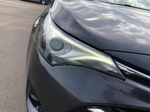 Grey Toyota Avensis 2017 in Riga, with an engine capacity of 2.00 L and mileage of 141 thousand km for 10950 €, photo 7 on AUTOMOTO.COM.LV