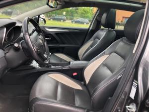 Grey Toyota Avensis 2017 in Riga, with an engine capacity of 2.00 L and mileage of 141 thousand km for 10950 €, photo 10 on AUTOMOTO.COM.LV