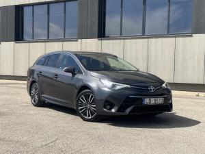 Pelēks Toyota Avensis 2017 Rīga, ar dzinēja tilpumu 2.00 L un nobraukumu 206 tūkst. km par 10290 €, foto 4 vietnē AUTOMOTO.COM.LV