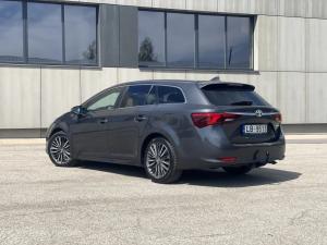 Pelēks Toyota Avensis 2017 Rīga, ar dzinēja tilpumu 2.00 L un nobraukumu 206 tūkst. km par 10290 €, foto 7 vietnē AUTOMOTO.COM.LV