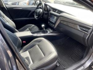 Pelēks Toyota Avensis 2017 Rīga, ar dzinēja tilpumu 2.00 L un nobraukumu 206 tūkst. km par 10290 €, foto 17 vietnē AUTOMOTO.COM.LV