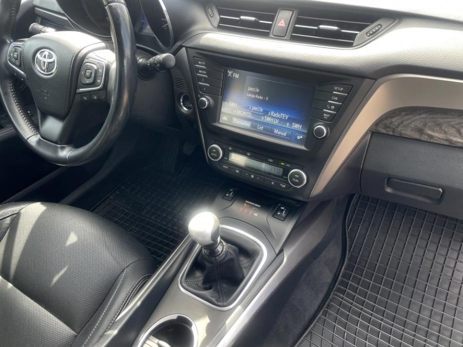 Pelēks Toyota Avensis 2017 Rīga, ar dzinēja tilpumu 2.00 L un nobraukumu 206 tūkst. km par 10290 €, foto 22 vietnē AUTOMOTO.COM.LV