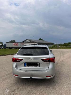Серый Тойота Авенсис 2017 в Радвилишкис, объемом двигателя 1.80 л и пробегом 182 тыс. км за 11000 €, фото 4 на AUTOMOTO.COM.LV